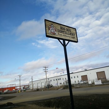 RIG HAND CRAFT DISTILLERY - Updated December 2025 - 58 Photos & 18 ...