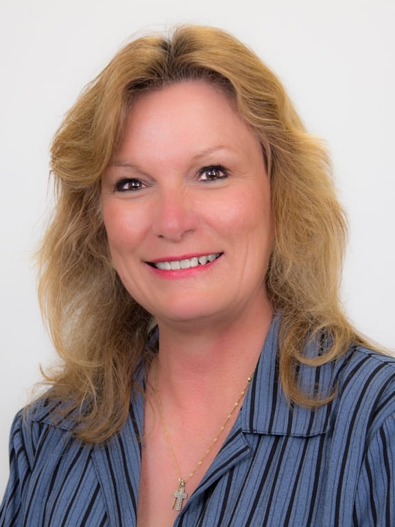 DAWN HENRY - COLDWELL BANKER KIVETT-TEETERS ASSOCIATES - 1655 E Sixth ...