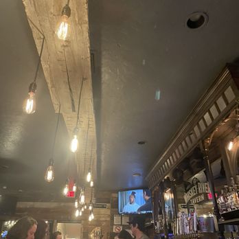 WHISKEY RIVER TAVERN - Updated December 2024 - 198 Photos & 105 Reviews ...