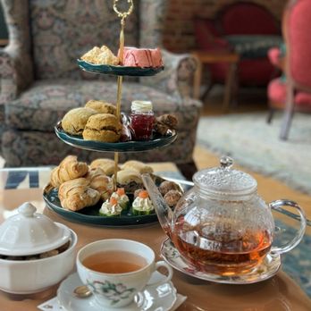 THE QUEEN’S LIBRARY TEA ROOM - Updated December 2025 - 118 Photos & 30 ...