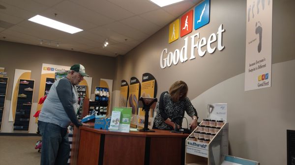 THE GOOD FEET STORE - 27 Photos & 52 Reviews - 7661 Carson Blvd, Long ...