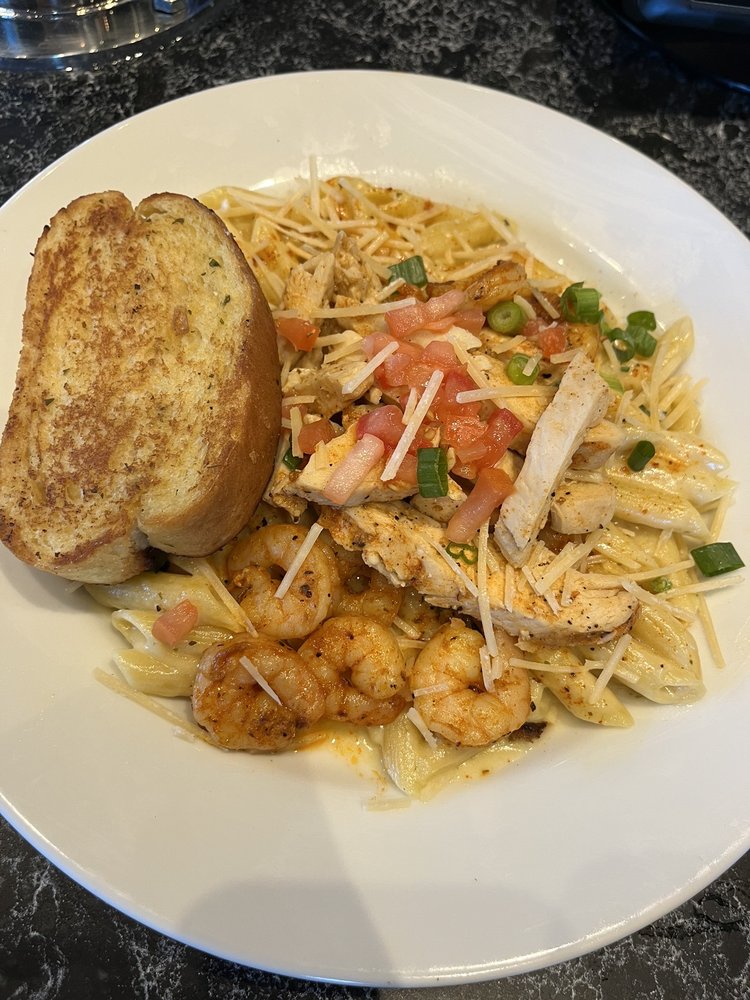 CHILI’S - 18 Photos - 1075 W Olive Ave, Merced, California - Tex-Mex ...