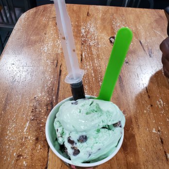 FROSTY’S LAB NITROGEN YOGURT & ICE CREAM - Updated December 2025 - 190 ...