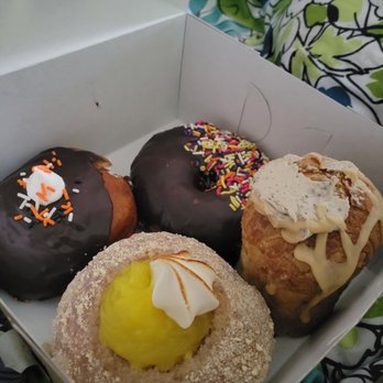 DIABLO DOUGHNUTS - 663 Photos & 364 Reviews - 7698 Belair Rd, Baltimore ...