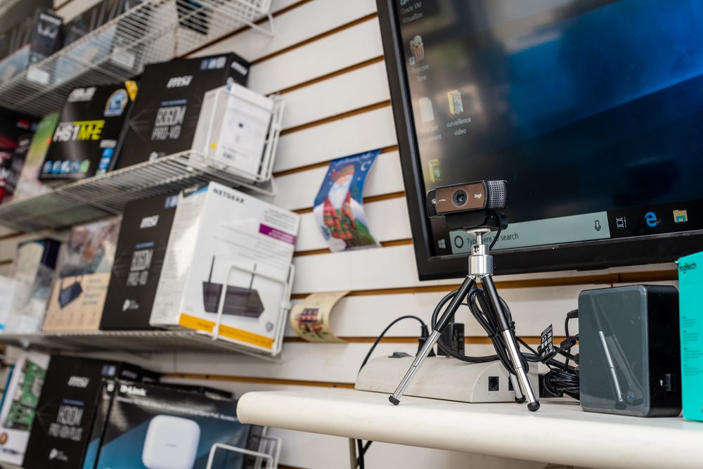 COMPUWORLD - Updated July 2025 - 15 Photos & 18 Reviews - 121 W City ...