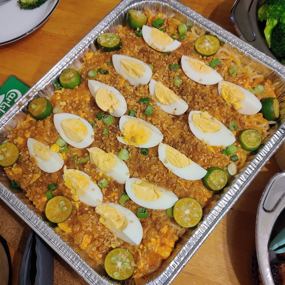 NANAY KITCHEN - Updated January 2025 - 14 Photos - 3 - 5680 198 Street ...