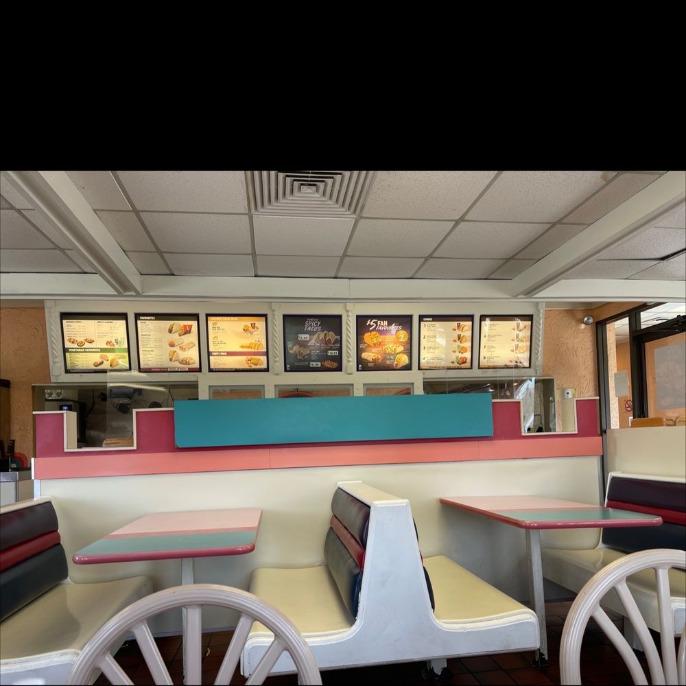 TACO BELL - Updated March 2025 - 11 Reviews - 744 Queenston Road ...