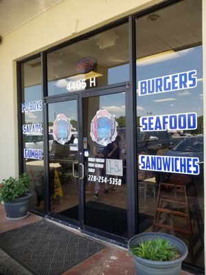 DAN’S POBOYS AND SEAFOOD - Updated October 2025 - 45 Photos & 57 ...