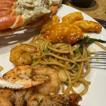 THE LONGHOUSE BUFFET - Updated December 2025 - 13 Photos - 12305 150th ...