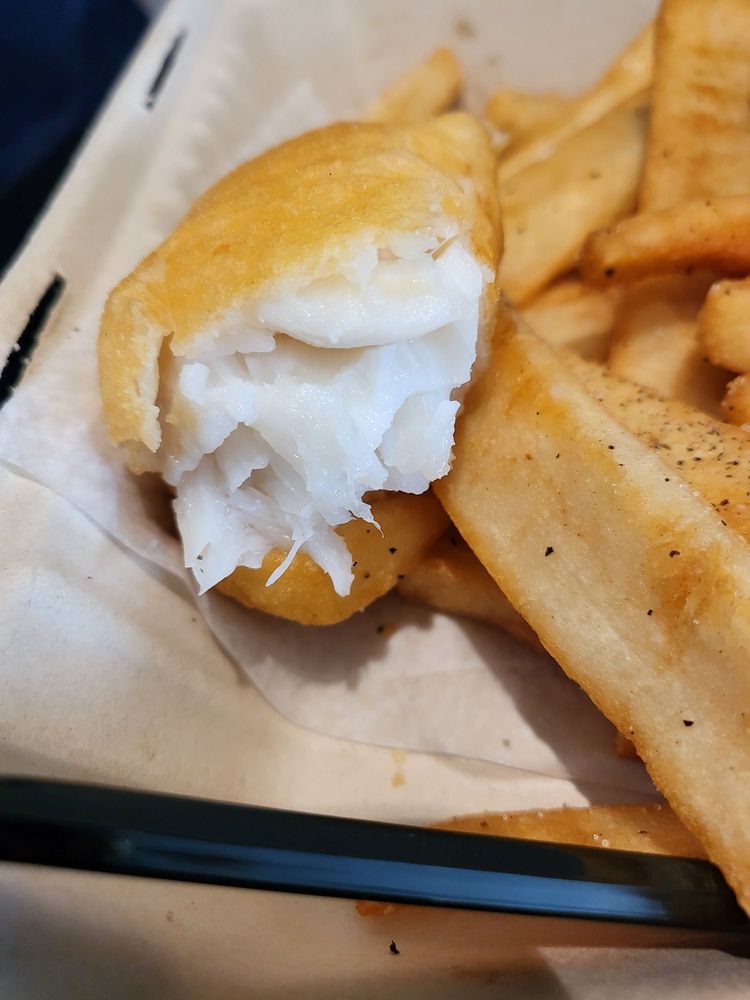 LONDON CHIPPY - 118 Photos & 112 Reviews - 2222 Michelson Dr, Irvine ...