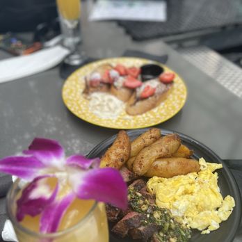 HIGHKEY RAINFOREST ROOFTOP - Updated July 2025 - 369 Photos & 197 ...