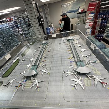 THE AIRPLANE SHOP - Updated December 2025 - 13 Photos - 6414 Windy Rd ...