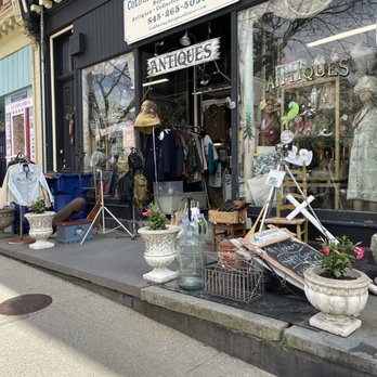 COLD SPRING ANTIQUES CENTER - Updated December 2025 - 25 Photos & 11 ...