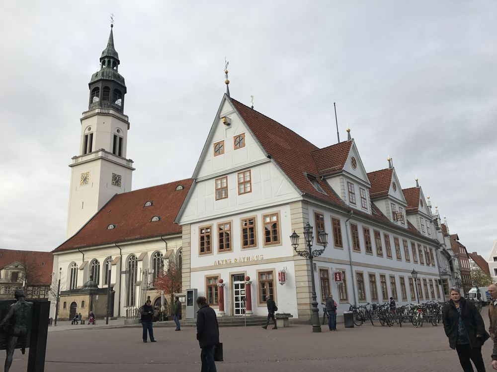 ALTES RATHAUS - Updated May 2024 - Markt 14, Celle, Niedersachsen ...