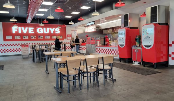 FIVE GUYS - Updated January 2026 - 22 Photos & 42 Reviews - 31495 ...