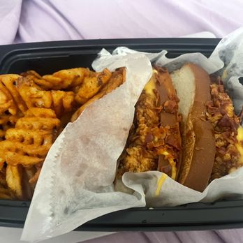 WINGS OVER WORCESTER - Updated January 2025 - 480 Photos & 296 Reviews ...