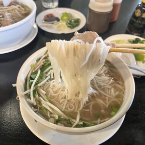 PHO TRE BIEN - 521 Photos & 421 Reviews - 6946 Gateway Blvd E, El Paso ...