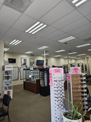 VISION EXPRESS OPTOMETRY - Updated November 2025 - 18 Photos & 109 ...