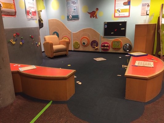 CHOLLA LIBRARY - Updated October 2025 - 30 Photos & 30 Reviews - 10050 ...