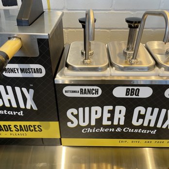 SUPER CHIX - Updated December 2025 - 138 Photos & 91 Reviews - 4712 ...