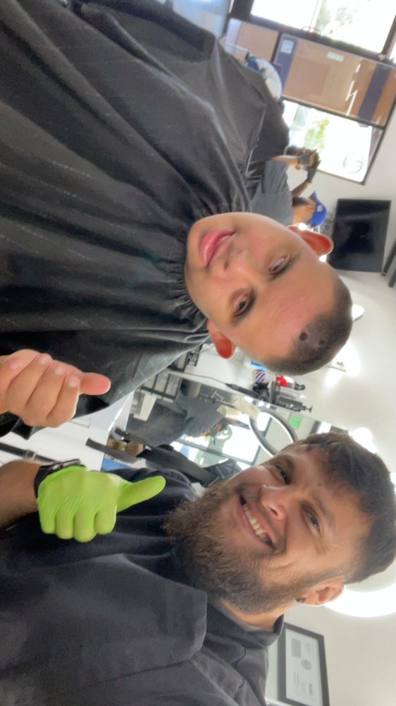 THE HOUSE OF BLENDZ BARBERSHOP - Updated January 2025 - 5665 Van Buren ...
