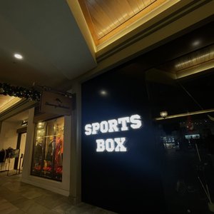 SPORTS BOX - 73 Photos & 38 Reviews - 735 Iwilei Rd, Honolulu, Hawaii ...
