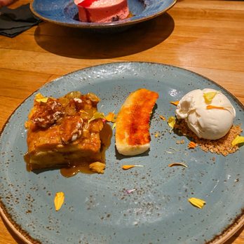 TRAVELER’S TABLE - 5150 Photos & 1744 Reviews - 520 Westheimer Rd ...