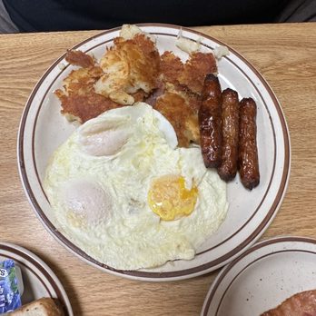 THE RED CHIMNEY - Updated October 2025 - 113 Photos & 91 Reviews - 6501 ...