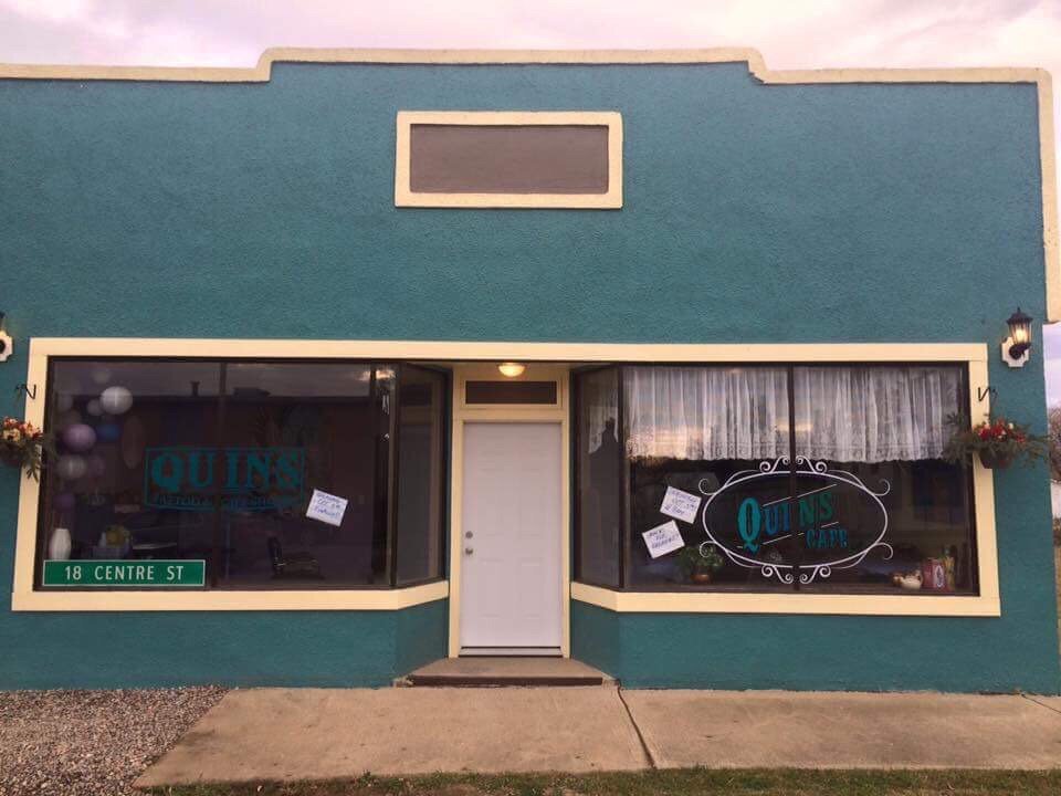 QUINS CAFE TATTOO AND GIFT SHOPPE - Updated December 2024 - Derwent ...
