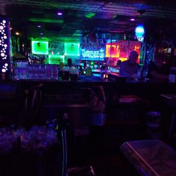WACKO’S BAR & GRILL - Updated October 2025 - 16 Photos & 32 Reviews ...
