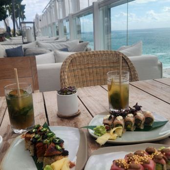 WATR AT THE 1 ROOFTOP - 822 Photos & 487 Reviews - 2341 Collins Ave ...