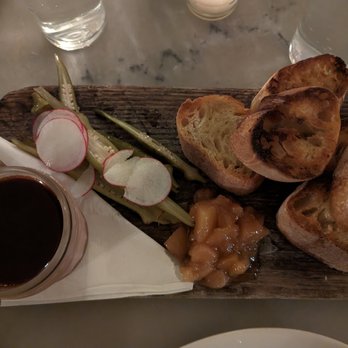 MATEO - Updated August 2024 - 1021 Photos & 798 Reviews - 109 W Chapel ...