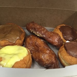 DICAMILLO BAKERY - 197 Photos & 76 Reviews - Bakeries - 5329 Main St ...