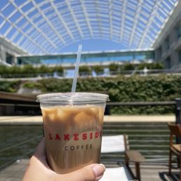 LAKESIDE COFFEE BAR - Updated November 2025 - 221 Photos & 76 Reviews ...