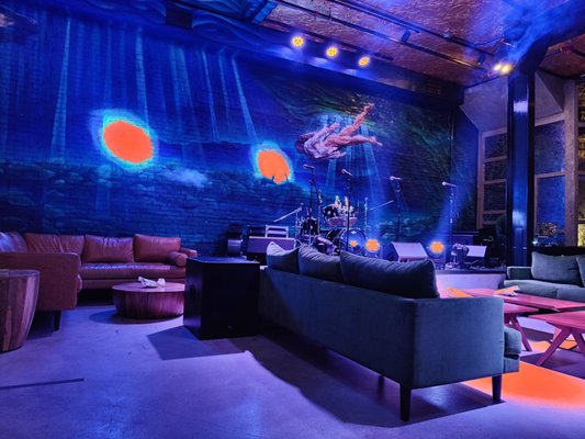 KILLER QUEENS - 39 Photos & 30 Reviews - 3630 University Ave, Riverside ...