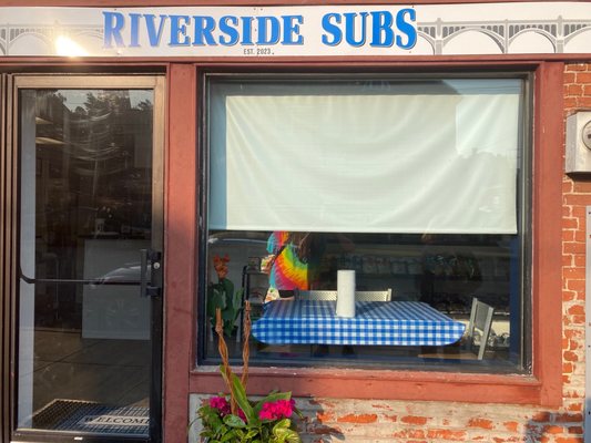 RIVERSIDE SUBS - Updated December 2025 - 21 Photos & 16 Reviews - 246 ...