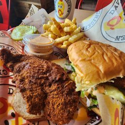 DAVE’S HOT CHICKEN with photos - Updated August 2024 - 171 Photos & 61 ...