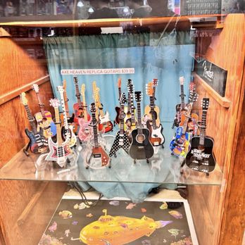 BOO BOO RECORDS - Updated December 2025 - 93 Photos & 177 Reviews - 978 ...