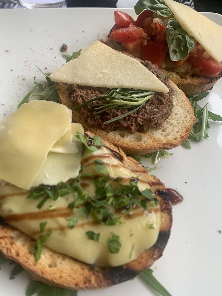 LA PETITE VENDÉE - Chemin de la Vendée 20, Petit-lancy, Genève ...