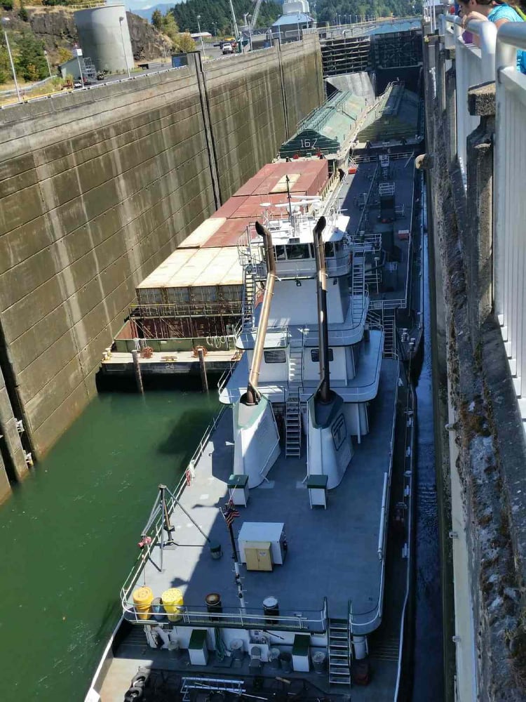 BONNEVILLE NAVIGATION LOCK - Updated February 2025 - Along I-84 In The ...