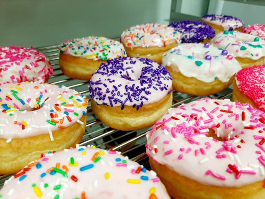 SARAH DONUTS - Updated July 2025 - 79 Photos & 58 Reviews - 7110 ...