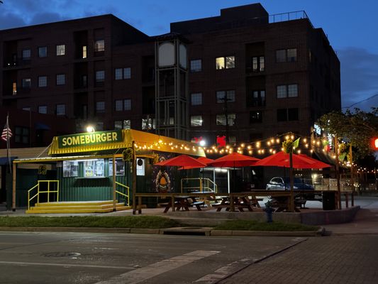 SOMEBURGER - Updated December 2025 - 66 Photos & 164 Reviews - 745 E ...