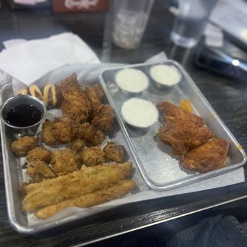 POUR DECISIONS BAR & GRILL - Updated January 2026 - 73 Photos & 124 ...