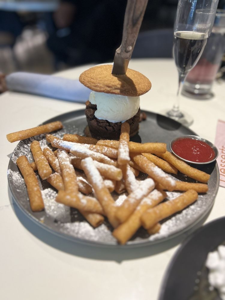 HECK’S CAFE - Updated July 2025 - 150 Photos & 130 Reviews - 3355 ...