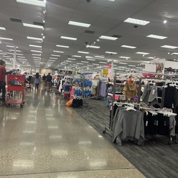 TARGET - Updated October 2025 - 34 Photos & 48 Reviews - 750 Hilldale ...