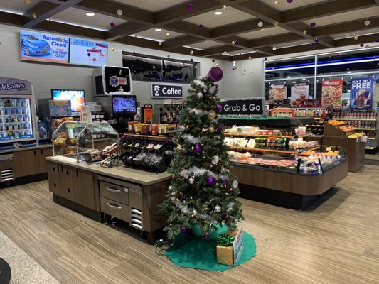 HOLIDAY GAS STATION - Updated October 2025 - 10700 W 10th St, Waconia ...