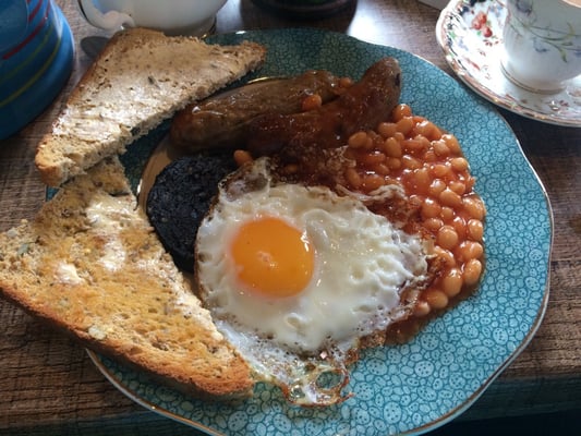 WHITTINGTON’S TEA BARGE - Updated October 2024 - 10 Photos - Hill's ...