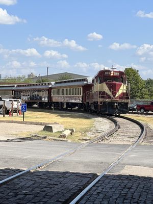 GRAPEVINE VINTAGE RAILROAD - 115 Photos & 109 Reviews - 709 S Main St ...