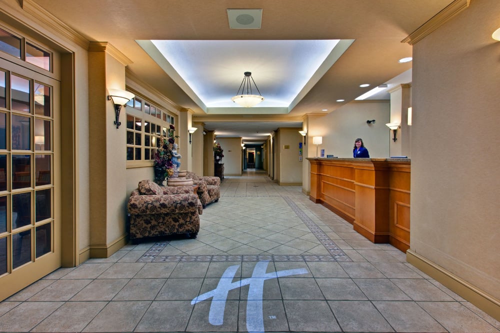 HOLIDAY INN EXPRESS & SUITES SASKATOON - Updated January 2026 - 15 ...