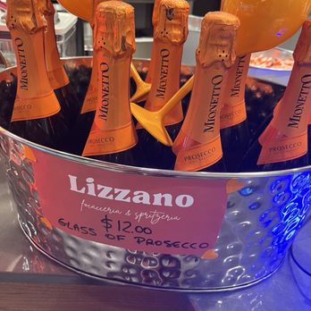 LIZZANO - Updated January 2026 - 95 Photos & 41 Reviews - 636 N Wells ...